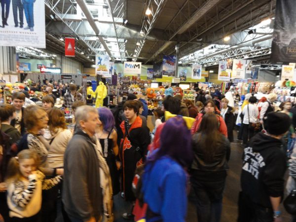 MCM Comic Con Birmingham 2013 Photos - Cakes With Faces